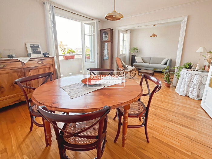 Quartiers Sud-Ouest, Sainte-Thérèse : Appartement 4 pièces à vendre