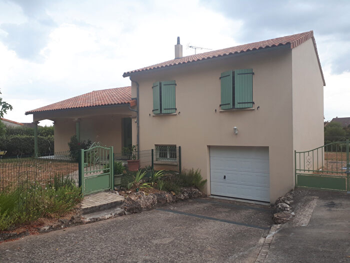 Maison 4 pièces à vendre - Dangé-Saint-Romain