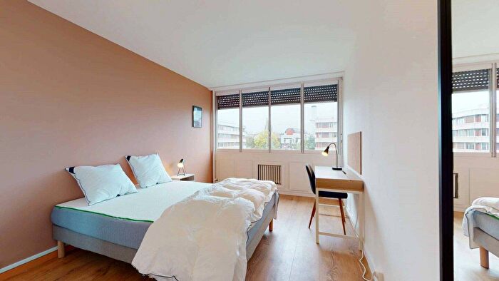 Appartement à louer - Larris, Fontenay-sous-Bois - 1 pièce