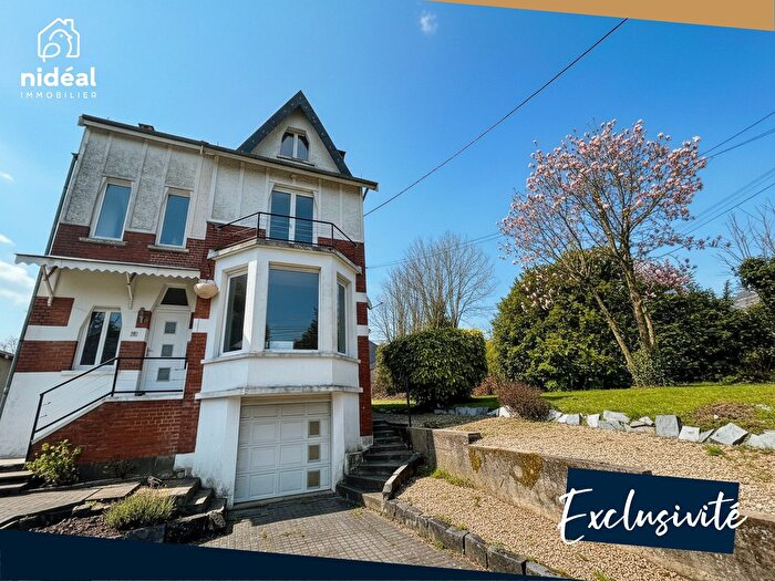 Maison à vendre - Maubeuge - 5 pièces - 4 chambres