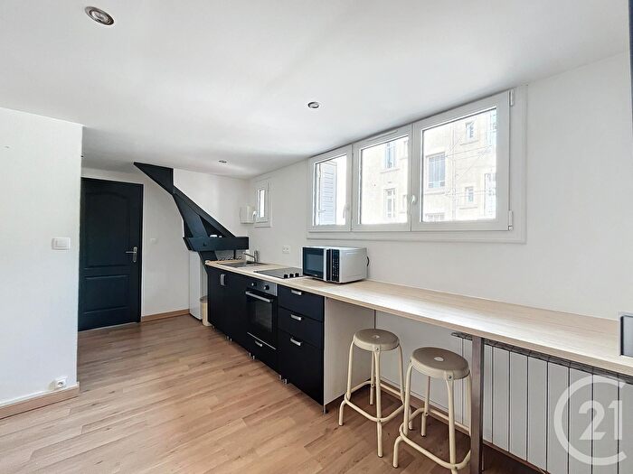 Appartement à louer - Dijon, Centre-ville - 1 pièce