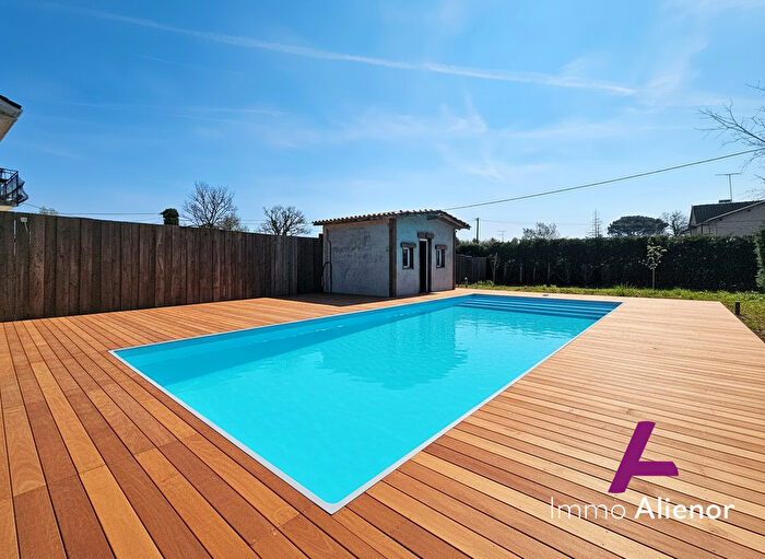 Maison à vendre - Salles - 7 pièces - 5 chambres