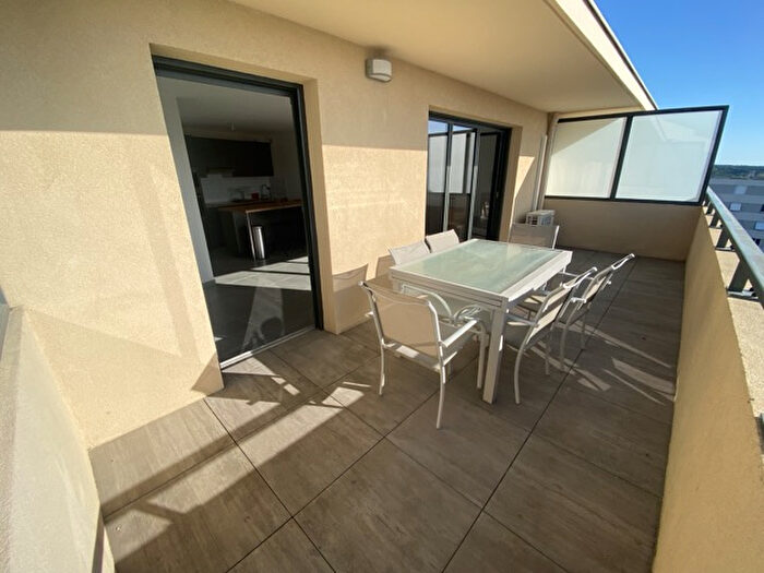 Appartement à louer - Aix-en-Provence, Encagnane Corsy - 3 pièces - 2 chambres