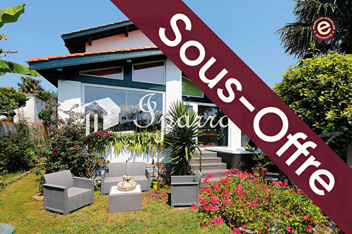 Maison à vendre - Hendaye, Gare, Joncaux - 5 pièces - 3 chambres