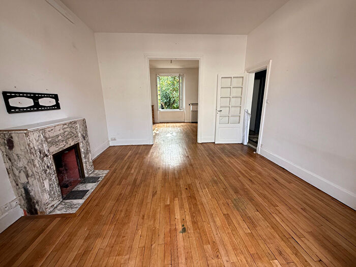 Maison à vendre - Chamalières, Montjoly - 6 pièces - 4 chambres