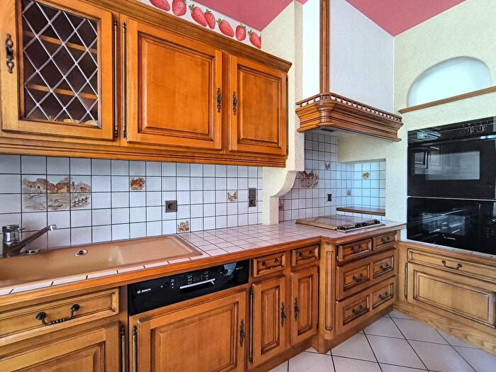 Pierre-la-Treiche : Maison 7 pièces à vendre