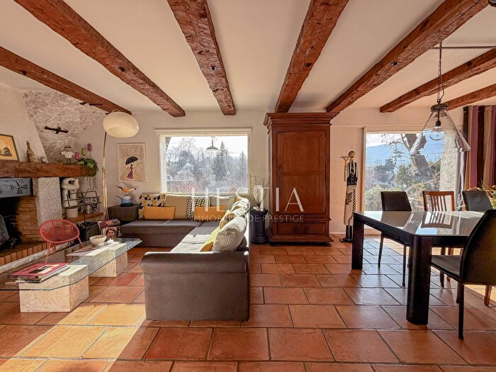 Maison à vendre - Aix-les-Bains, Est - 5 pièces - 4 chambres