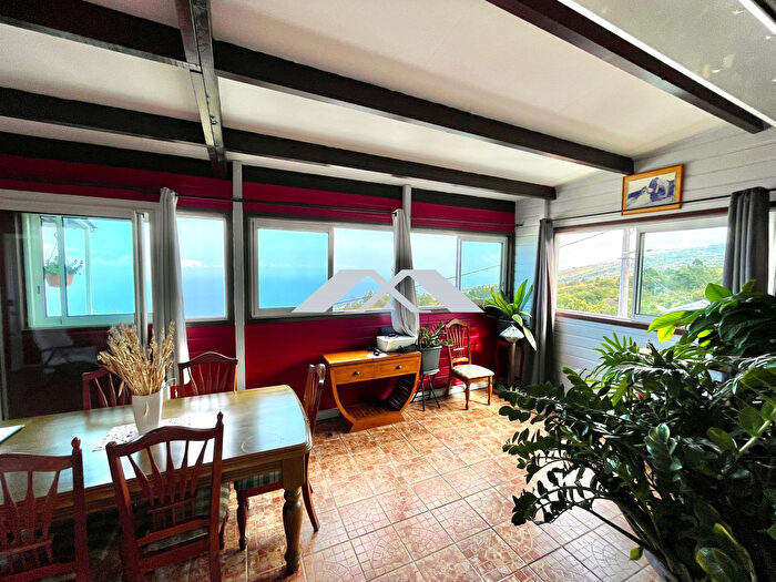 Maison à vendre - Saint-Leu, Camélias, Saint-Christophe - 9 pièces - 7 chambres