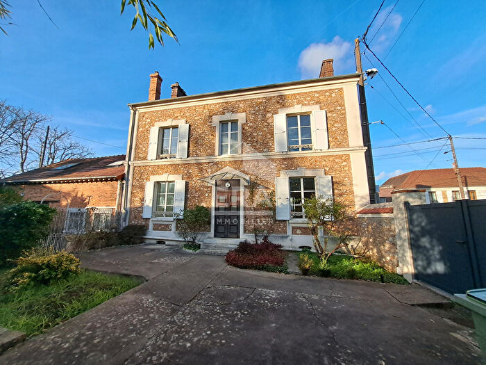 Maison à vendre - Cesson - 6 pièces - 3 chambres