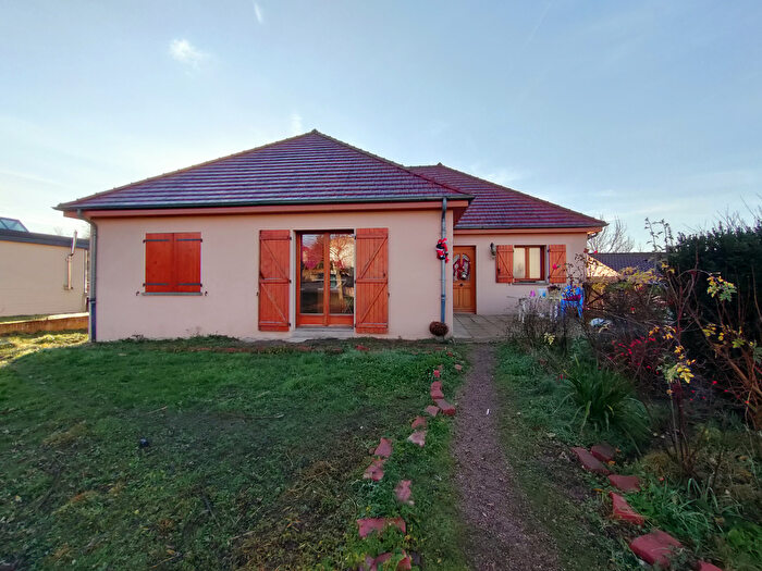 Maison à vendre - Varennes-sur-Allier - 5 pièces - 3 chambres