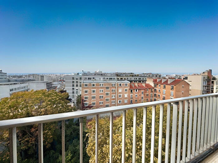 Appartement à vendre - Paris e , Bel-Air, Nord - 4 pièces - 2 chambres