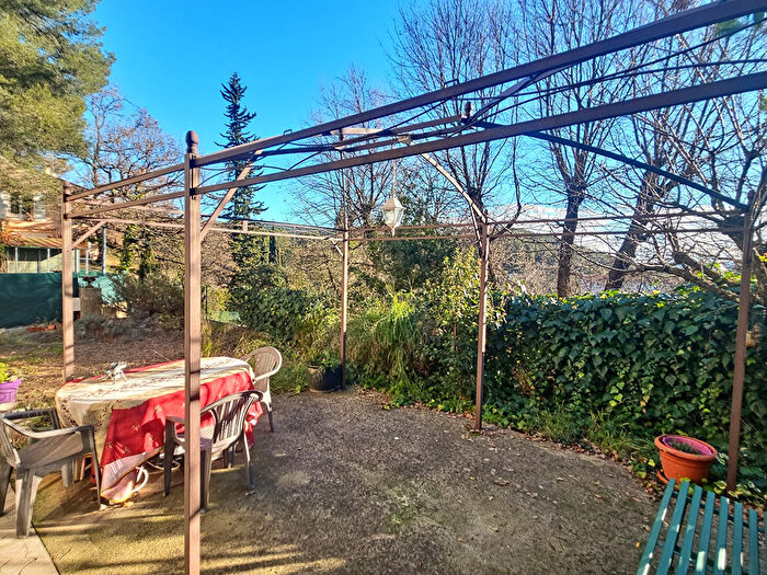 Maison à vendre - Le Luc - 4 pièces - 3 chambres