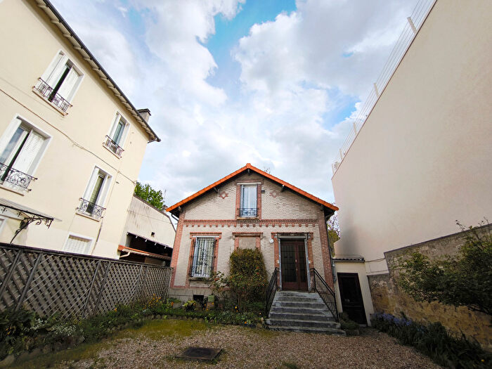 Maison à vendre - Nanterre, Centre-ville - 4 pièces - 3 chambres