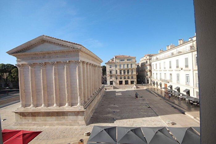 Appartement à louer - Arènes, Nîmes - 3 pièces - 2 chambres