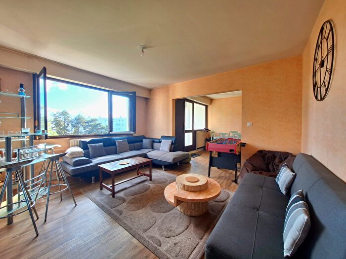 Appartement à vendre - Golbey - 4 pièces - 3 chambres