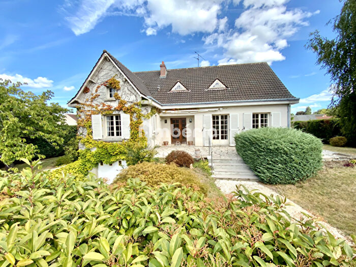 Maison à vendre - Châteauneuf-sur-Loire - 5 pièces - 3 chambres