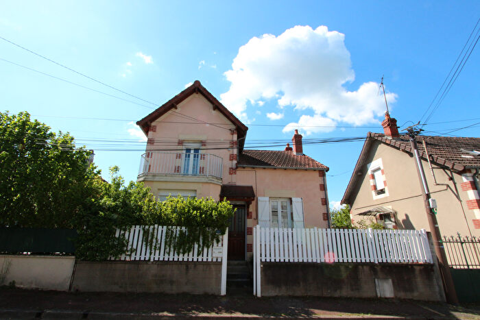 Maison à vendre - Nevers, Alsace Lorraine Rotonde - 6 pièces - 3 chambres