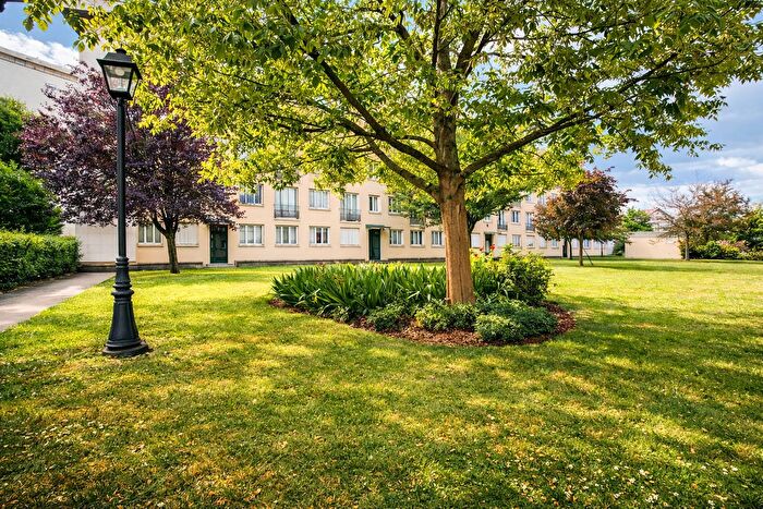 Maisons-Alfort, Charentonneau : Appartement 3 pièces à vendre
