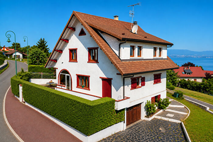 Maison 9 pièces à Neuvecelle, à vendre