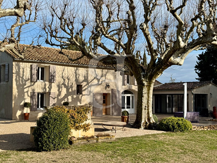 Maison à vendre - Saint-Rémy-de-Provence - 6 pièces - 4 chambres