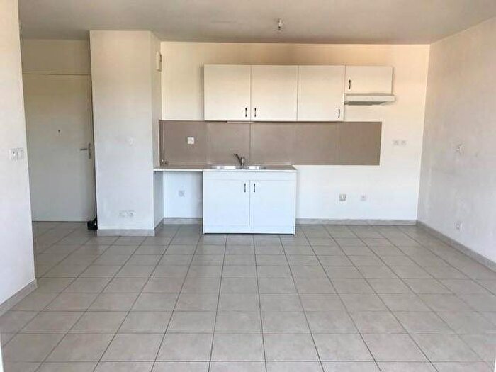 Appartement à louer - Brignoles - 3 pièces - 2 chambres