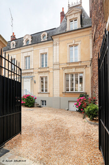 Maison à vendre - Quartiers Centre, Fougères, Sévigné - 9 pièces - 6 chambres