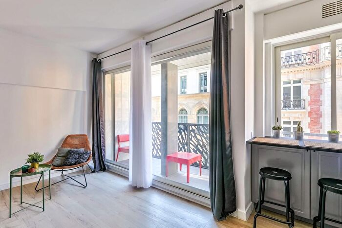 Appartement à vendre - Paris e , Saint-Philippe du Roule - 2 pièces - 1 chambre