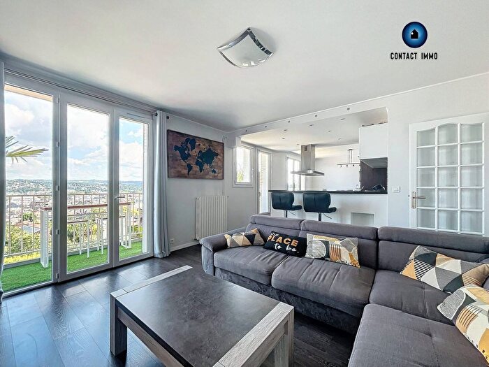 Appartement à louer - Bouquet, Brive-la-Gaillarde - 3 pièces - 2 chambres