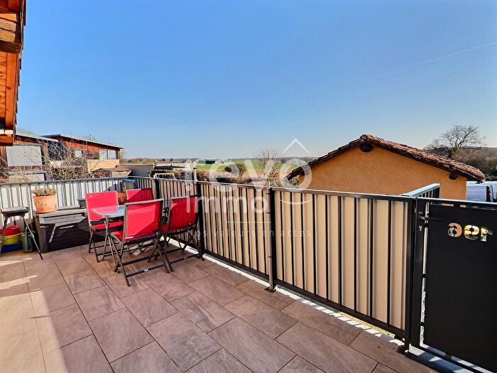 Appartement à vendre - Saint-Jean-de-Thurigneux - 3 pièces - 2 chambres