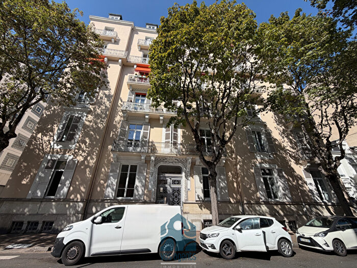 Appartement 4 pièces à vendre - Vichy, Thermal
