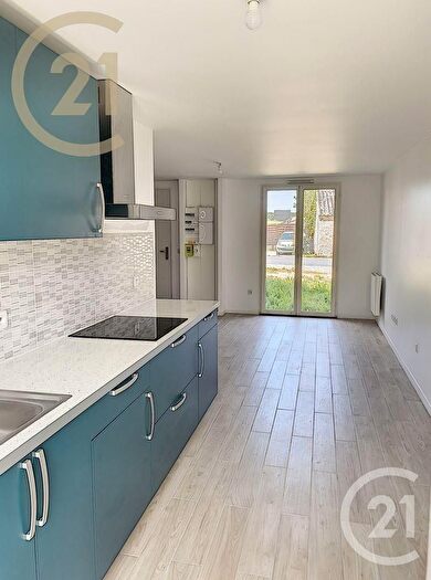 Maison à louer - Jutigny - 4 pièces - 3 chambres