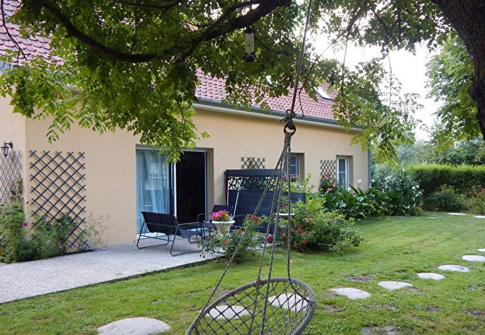 Maison à vendre - Favières - 7 pièces - 4 chambres