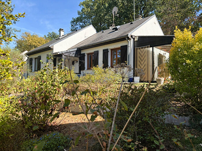 Saint-Hilaire-les-Andrésis : Maison 4 pièces à vendre