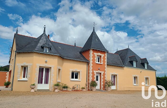 Maison à vendre - Vivy - 8 pièces - 4 chambres