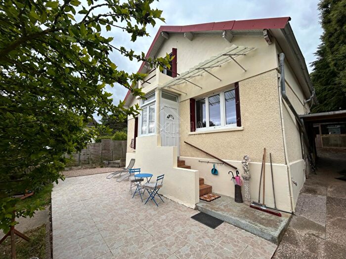 Rosny-sur-Seine : Maison 5 pièces à vendre