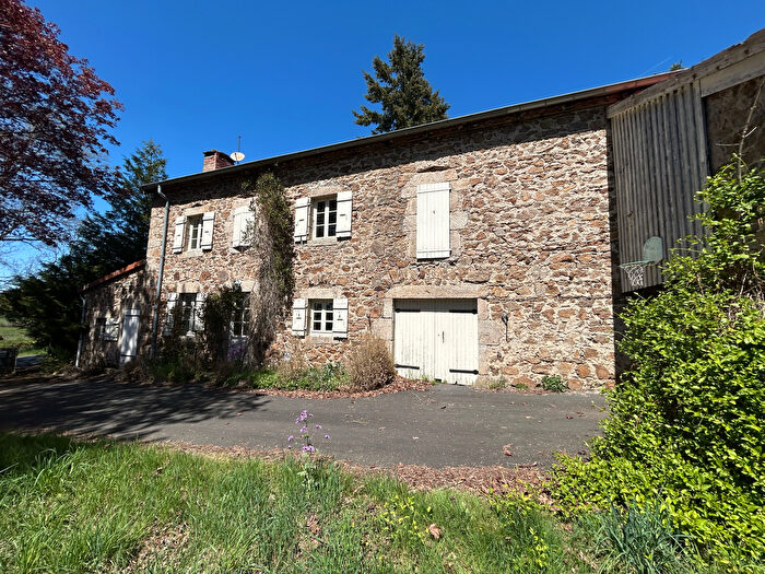Grazac : Maison 8 pièces à vendre