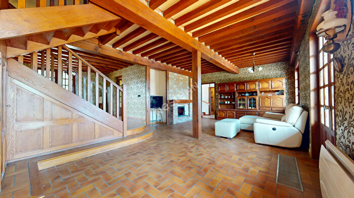 Sornay : Maison 10 pièces à vendre