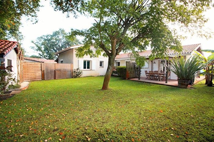 Maison à vendre - La Teste-de-Buch, LEnclos dAlis, Notre-Dame des Monts, Ninots, Miquelots - 7 pièces - 6 chambres
