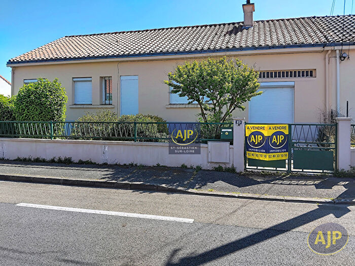 Saint-Sébastien-sur-Loire, Est - Maison 4 pièces à vendre