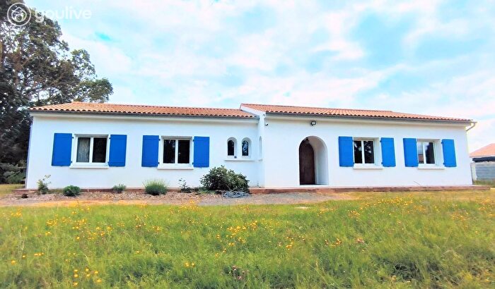 Maison 5 pièces à Bouin, à vendre