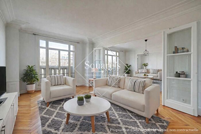 Appartement 8 pièces à louer à Paris 17ème, Porte de Clichy