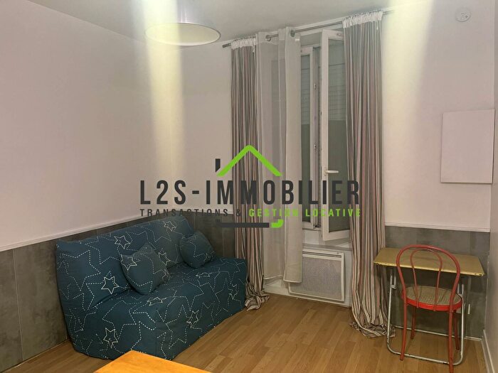 Appartement à louer - Vieux Village, Domont - 1 pièce