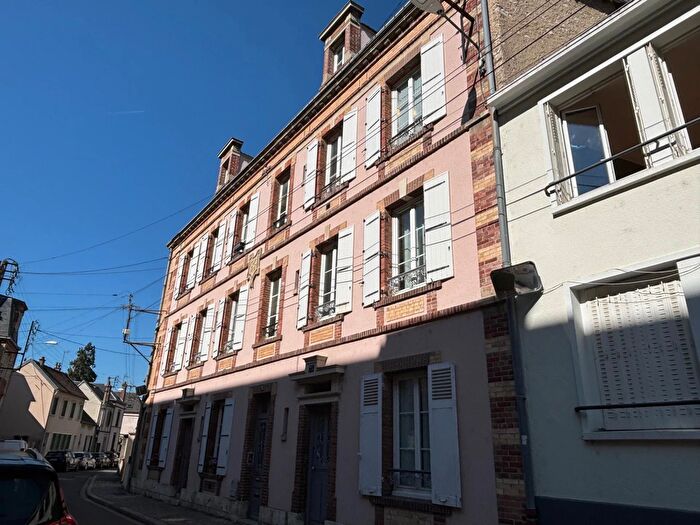 Chartres, Hôtel Dieu, Grand Faubourg : Appartement 3 pièces à louer