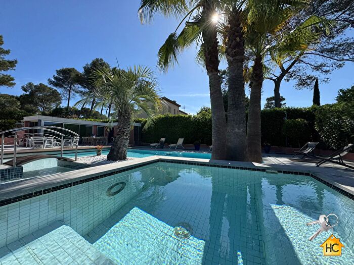 Mougins, Le Colombier, Colombe, Cabrières, Le Bordé : Maison 5 pièces à vendre