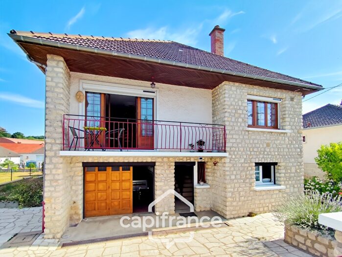 Maison 5 pièces à Bessé-sur-Braye, à vendre