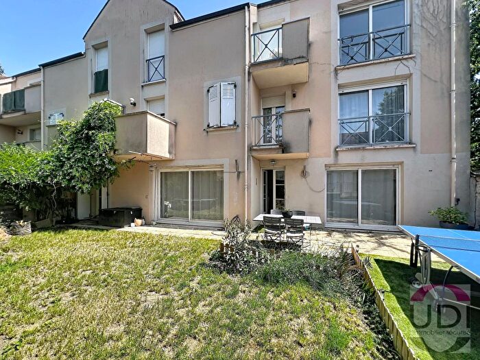 Appartement 3 pièces à Mennecy, Centre-ville, Gare, Châtries, Château, Bel-Air, à vendre