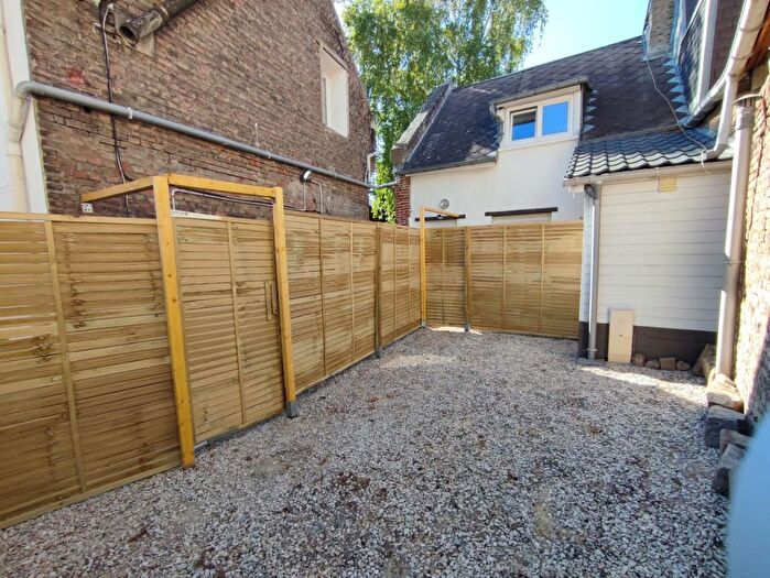 Appartement à louer - Amiens, Saint-Honoré, Jeanne dArc - 1 pièce