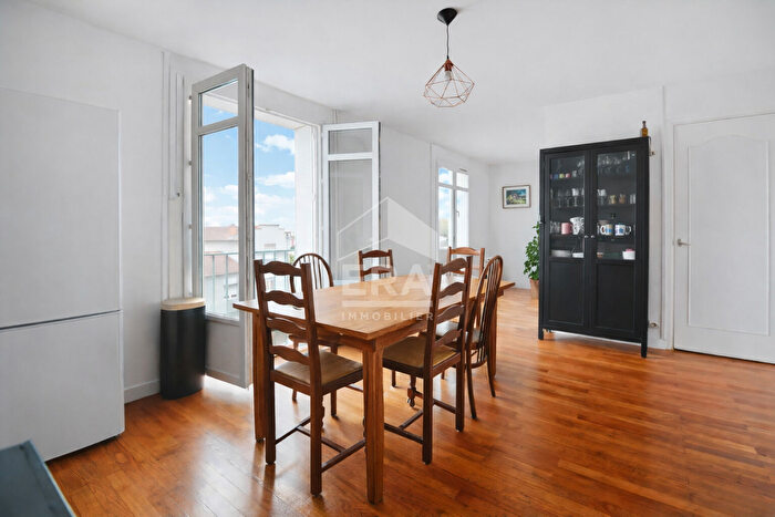 Appartement à vendre - Villeurbanne, Cusset - 3 pièces - 2 chambres