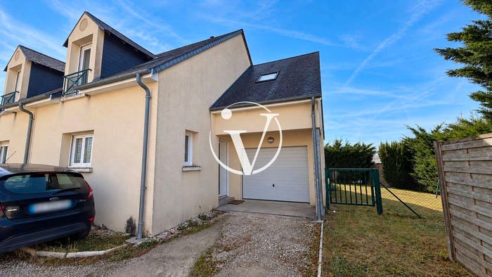 Maison 4 pièces à louer à Naveil