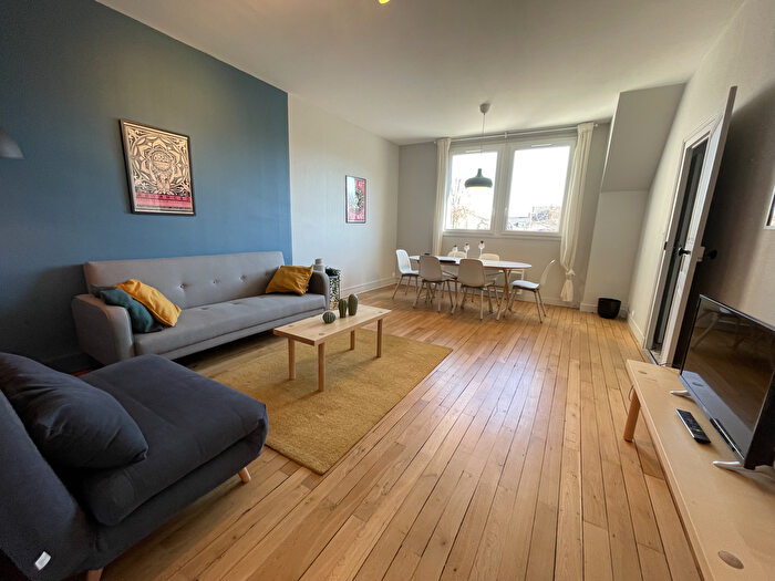 Appartement à louer - Tours, Centre-ville - 3 pièces - 2 chambres